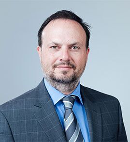 Meet the Litigation Attorneys and Team at Robbins LLP Law Firm